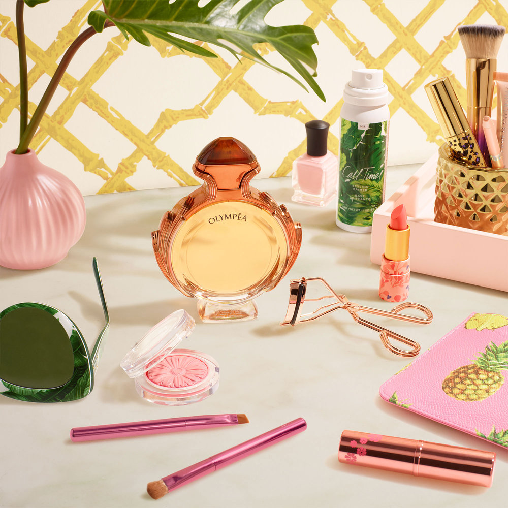 Emily Mullin | Cosmo x Paco Rabanne – Hello Artists