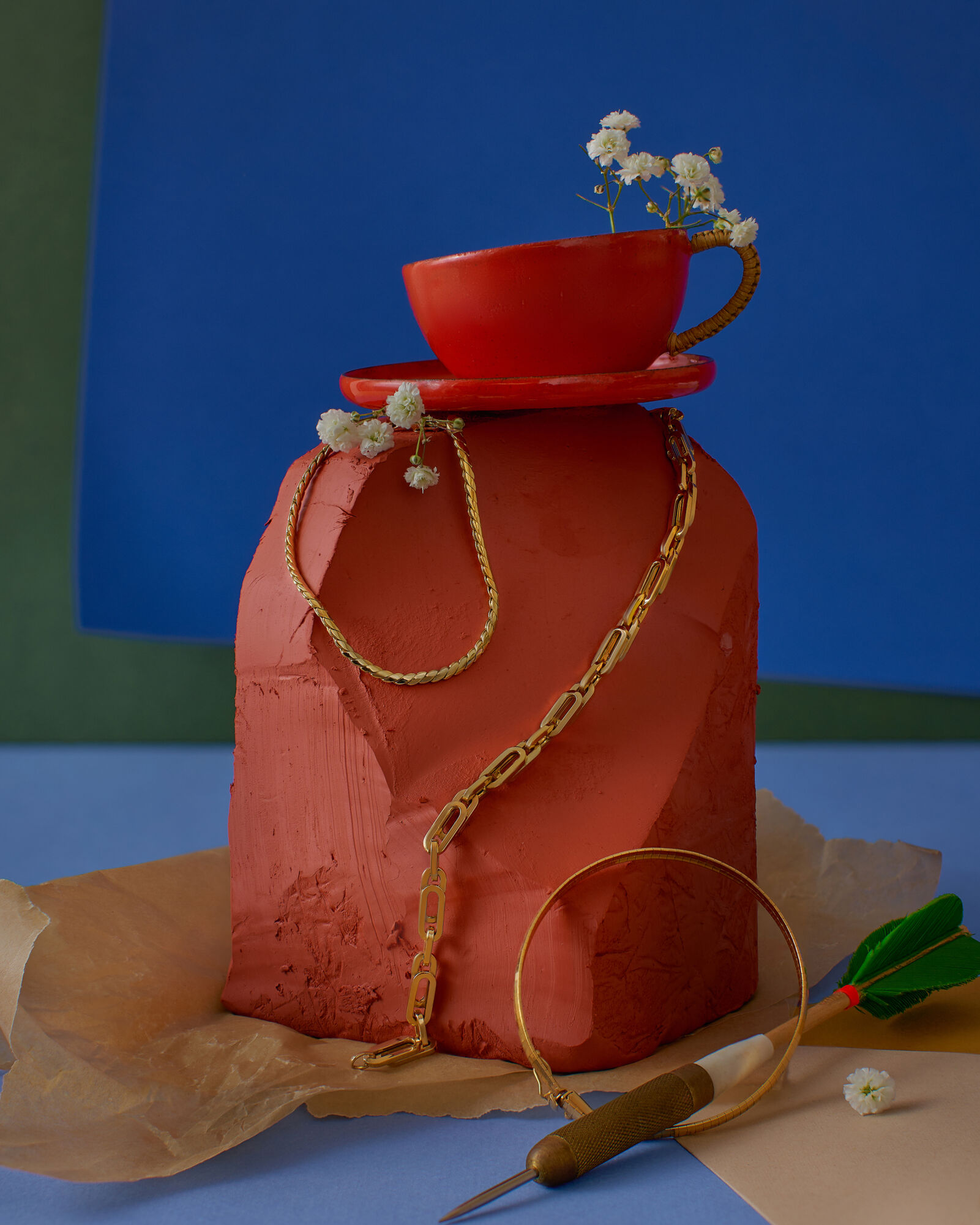 Prop Stylist Astrid Chastka | Array – Hello Artists